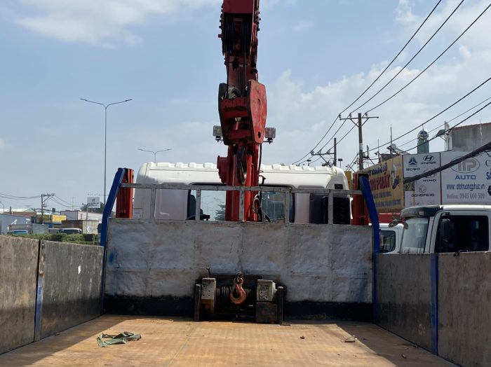 BÁN XE CẨU TỰ HÀNH 8 TẤN CŨ